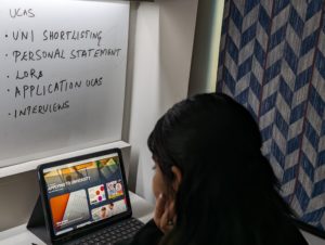 Applying to University: Everything You Need to Know - Students' blog